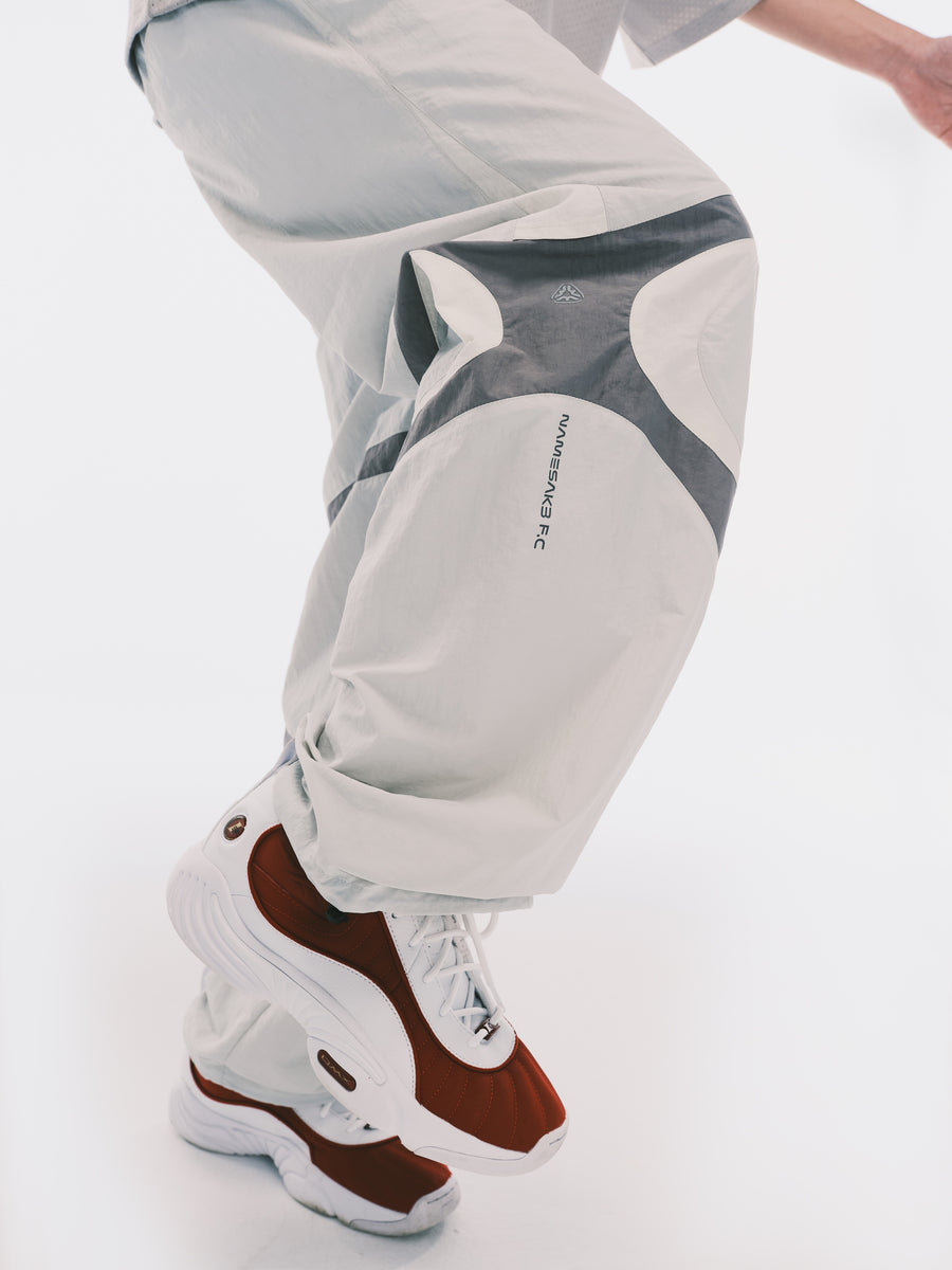 LINEAGE WARMUP PANTS STORM GREY